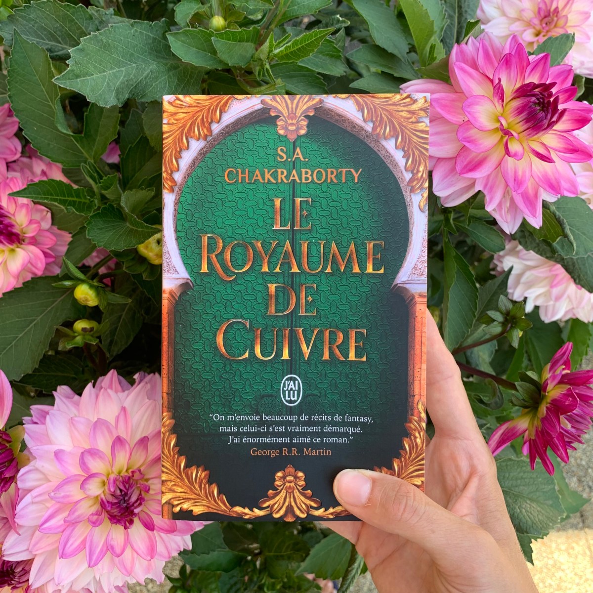 La trilogie de Daevabad continue de m’enchanter. – Alexandra Zins